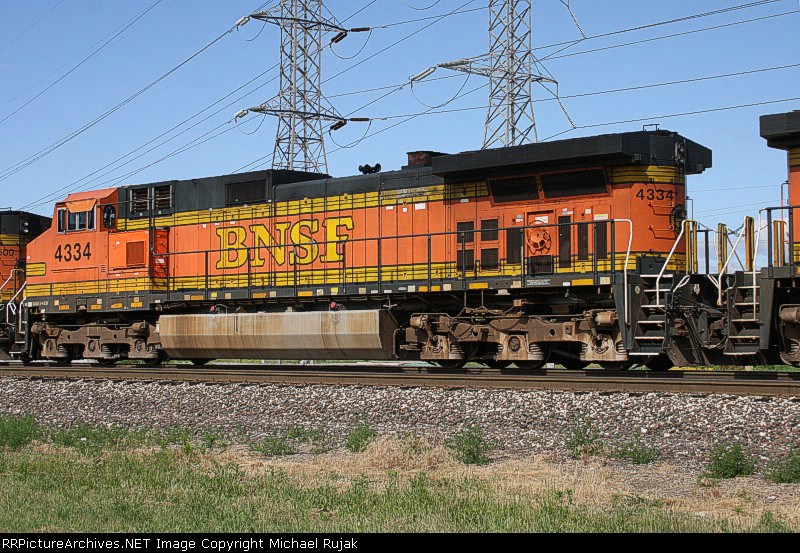 BNSF 4334